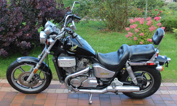 Honda VT700 Shadow RC19 V-Twin części motocyklowe